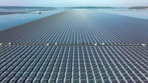 The Largest Global Floating Solar PV Plants are all in Asia, powering ...